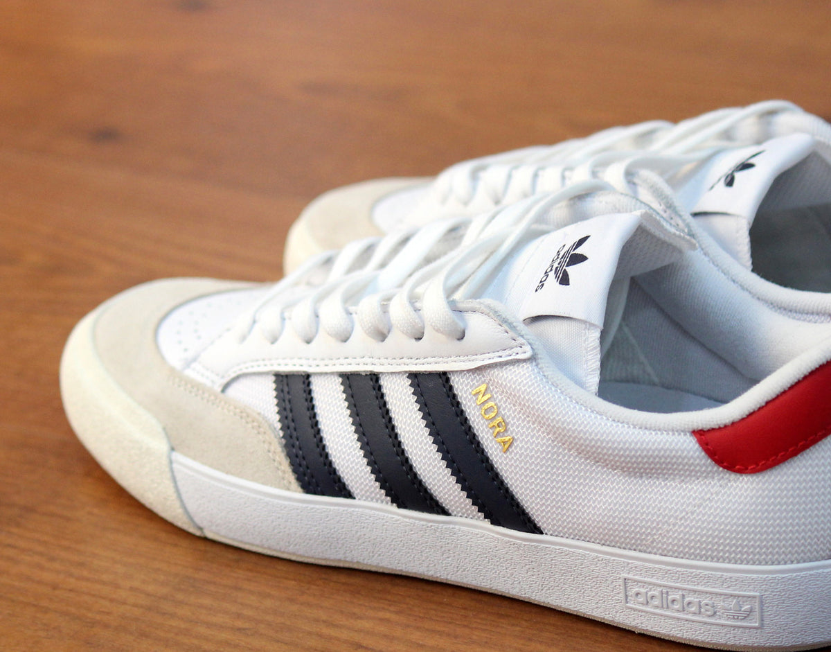 ADIDAS NORA, Cloud White/ Shadow Navy/ Scarlet – FCHSKATE